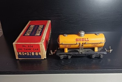 Lionel PreWar Shell Oil Tank Car # 654 With Original Box | eBay