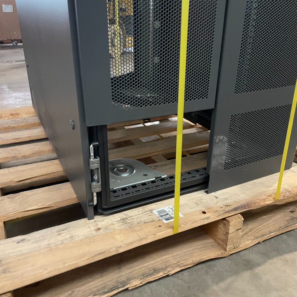 HP 42U Server Rack Cabinet Enclosure w/ Mesh Doors - Compaq 10K Series ...