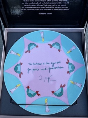 NIB Claudia Schiffer Whatever it takes signed numbered plate 8" | eBay