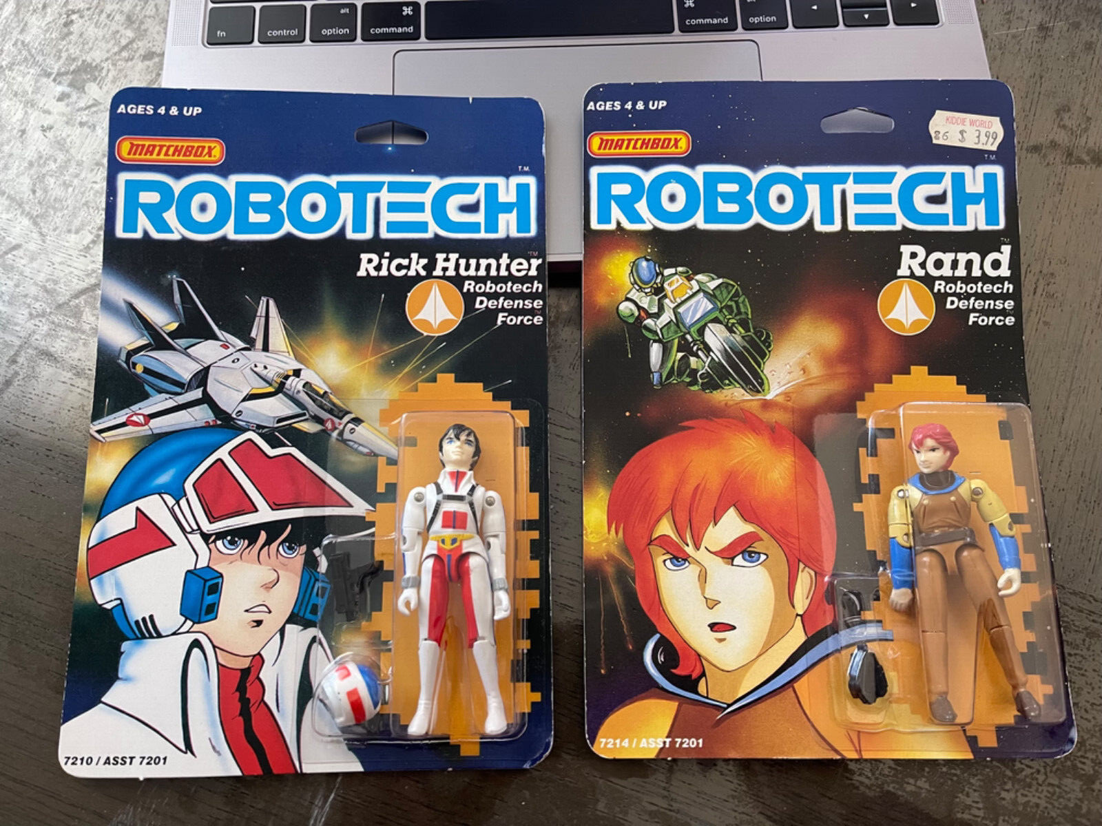 New Robotech Rick Hunter & Rand 1985 Matchbox Action Figure Carded Rare ...