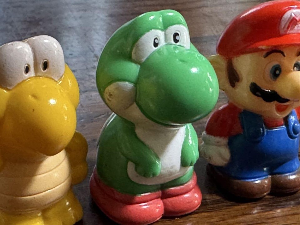 Super Mario Brothers/Finger Puppet 3-Piece Set Mario Yoshi Koopa Troopa ...