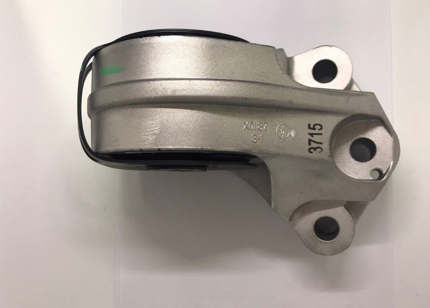 Genuine 94543715 Rear Transmission Mount for 2011 2016 Chevy Captiva | eBay