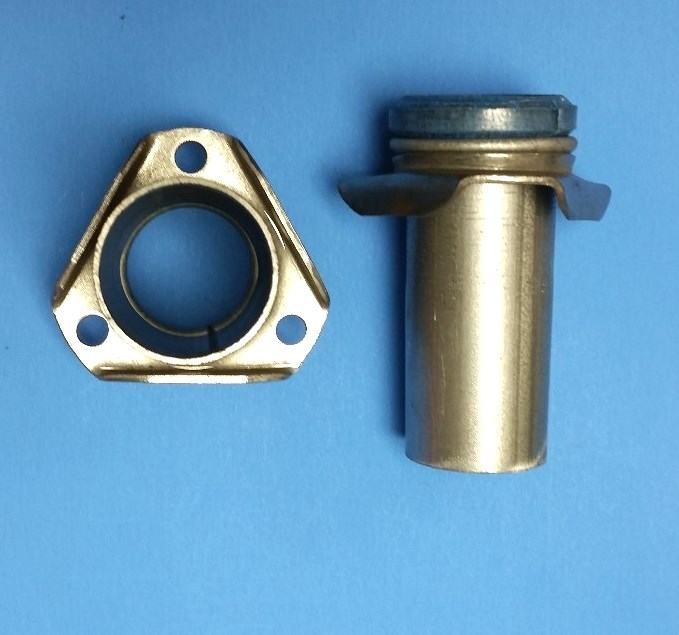 Chevrolet V8 2"OD Outlet 3 Bolt Exhaust Manifold Down Pipe Stubs W ...