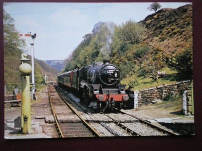 POSTCARD LOCO 5428 ' ERIC TEACY' APPROACHING GOATHLAND STATION | eBay