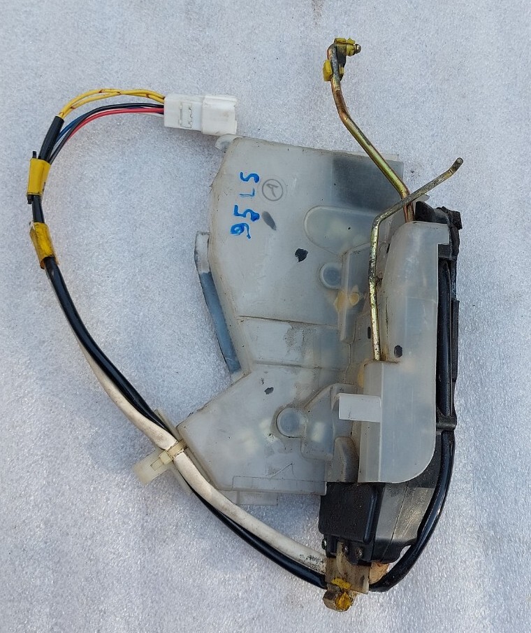 95-97 Lexus Ls400 Front Left Door Lock Latch Actuator 69040-50120 | eBay