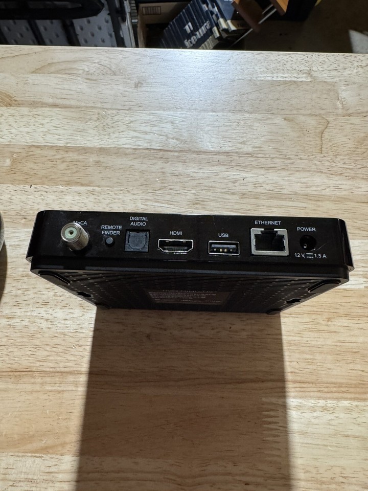 TiVo 4K Mini LUX TV Streaming Box w/ Remote (TCDA95000) - LIFETIME ...