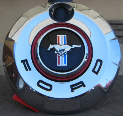 2005-2009 Mustang Rear Emblem 5R3Z6342528AA Running Pony Red Tribar ...