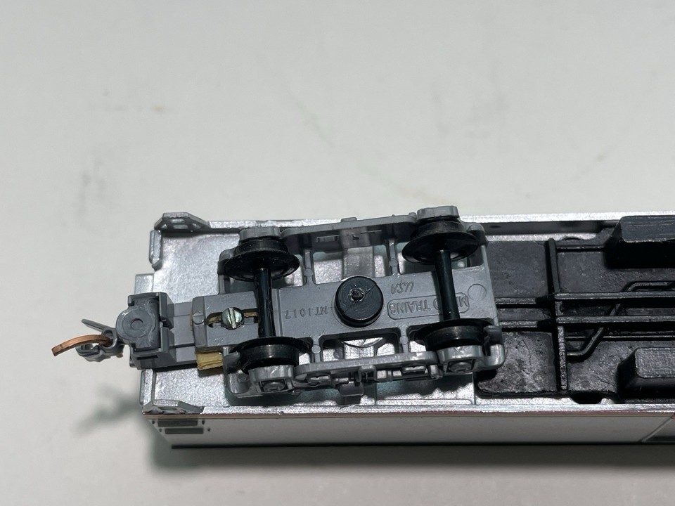 Con Cor Trains N Scale Model Train Santa Fe 85’ Full Baggage Passenger ...