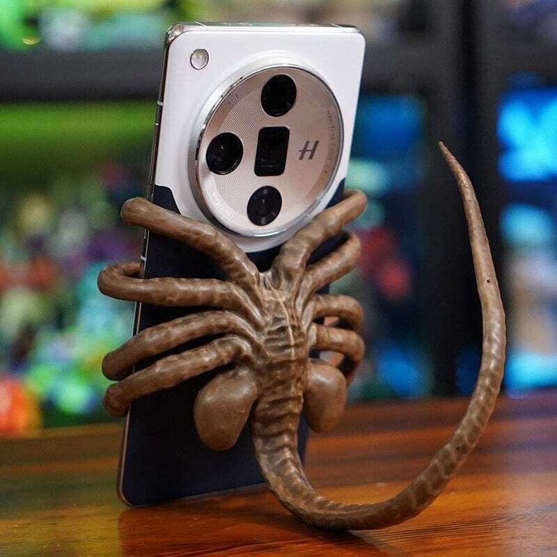 Alien Phone Holder Romulus Facehugger Film Memorabilia Movie Gift Rare ...