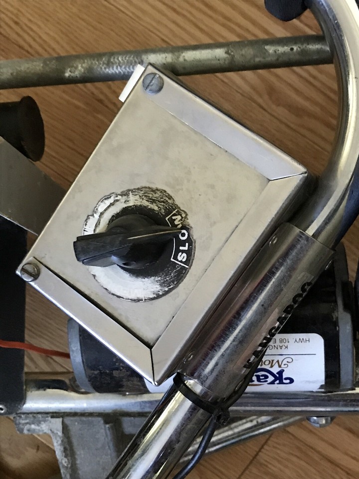 KANGAROO MOTOR GOLF CART CADDY 64” x 26” LIL JOEY #25837 Untested AS IS ...