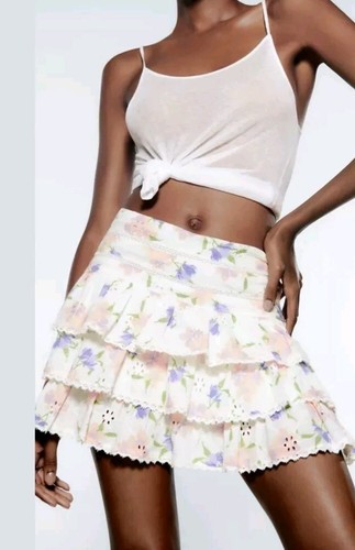 NWT Zara mini pastel flowers Print short ruffle skirt S pink purple ...