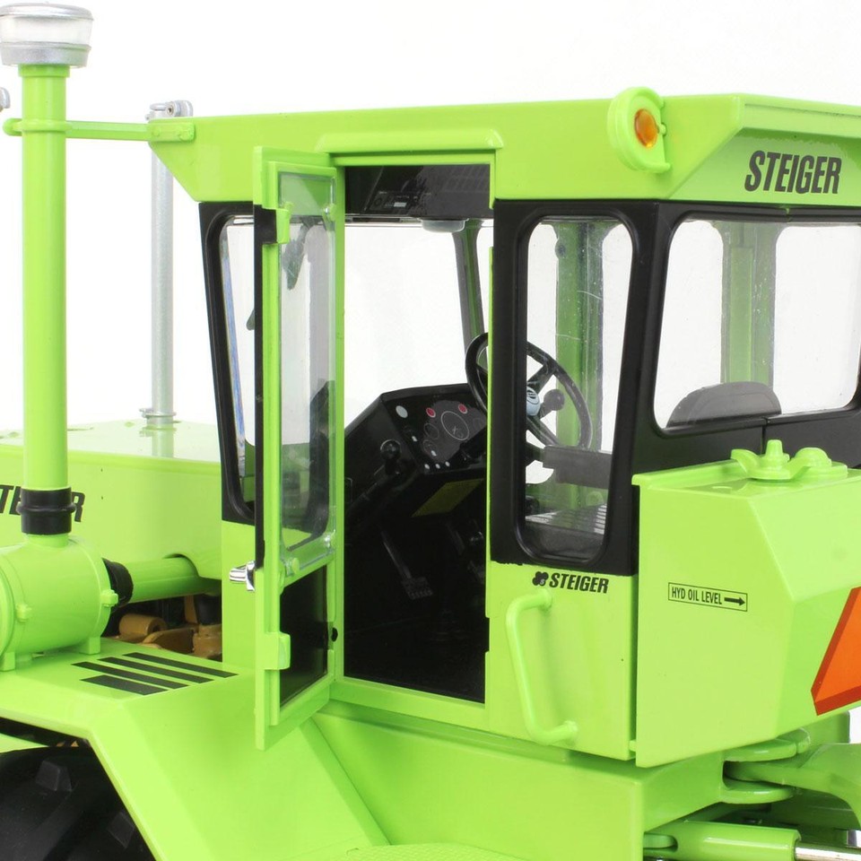 ERTL 1/16 Steiger Bearcat Series II, Prestige Collection 44265 | eBay