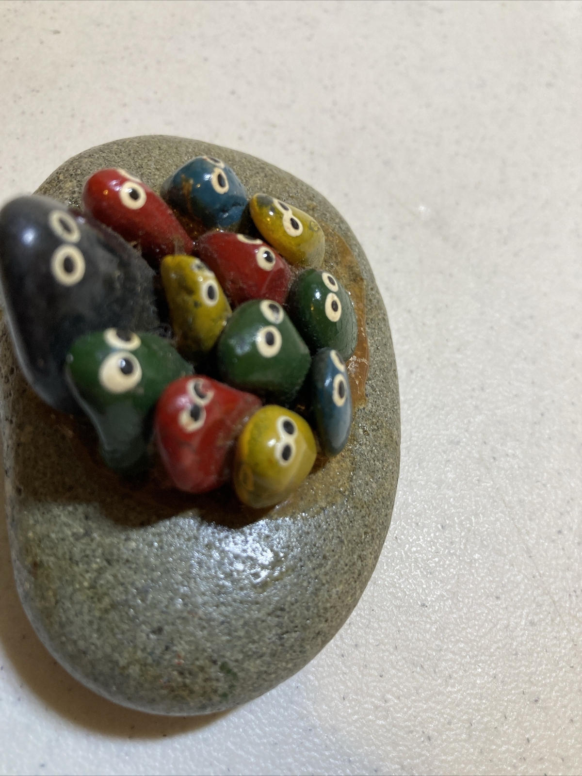 Vintage Pebble People Mounted On Stone 12 Stones B6 | eBay