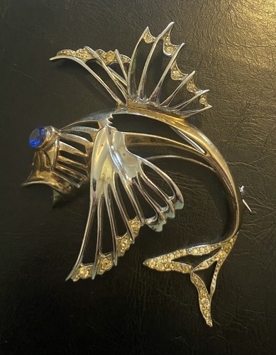 RARE VINTAGE SIGNED DEWEES STERLING BLUE EYE FISH RHINESTONE ENAMEL PIN ...