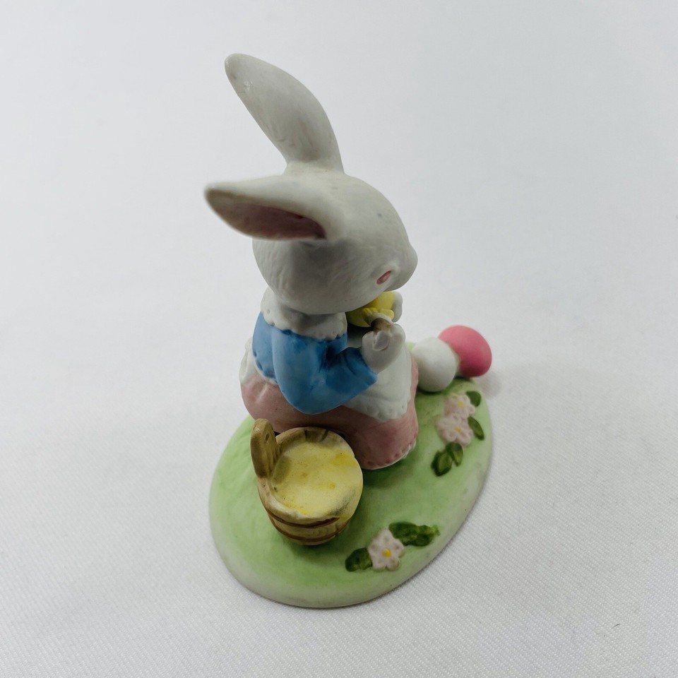 Vintage Lefton Bunny Rabbit Easter Figurine Egg Paint Mother Display ...