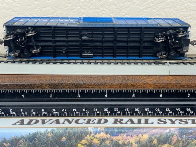 PAN AM AIRLINES OUTSIDE POST 50ft FMC BOXCAR HO SCALE " PAN AM GLOBE ...