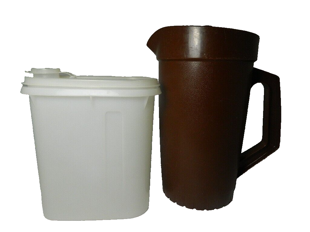 2 Tupperware Pitchers Brown Pitcher 800 and Small Sheer Pitcher 792-1 ...