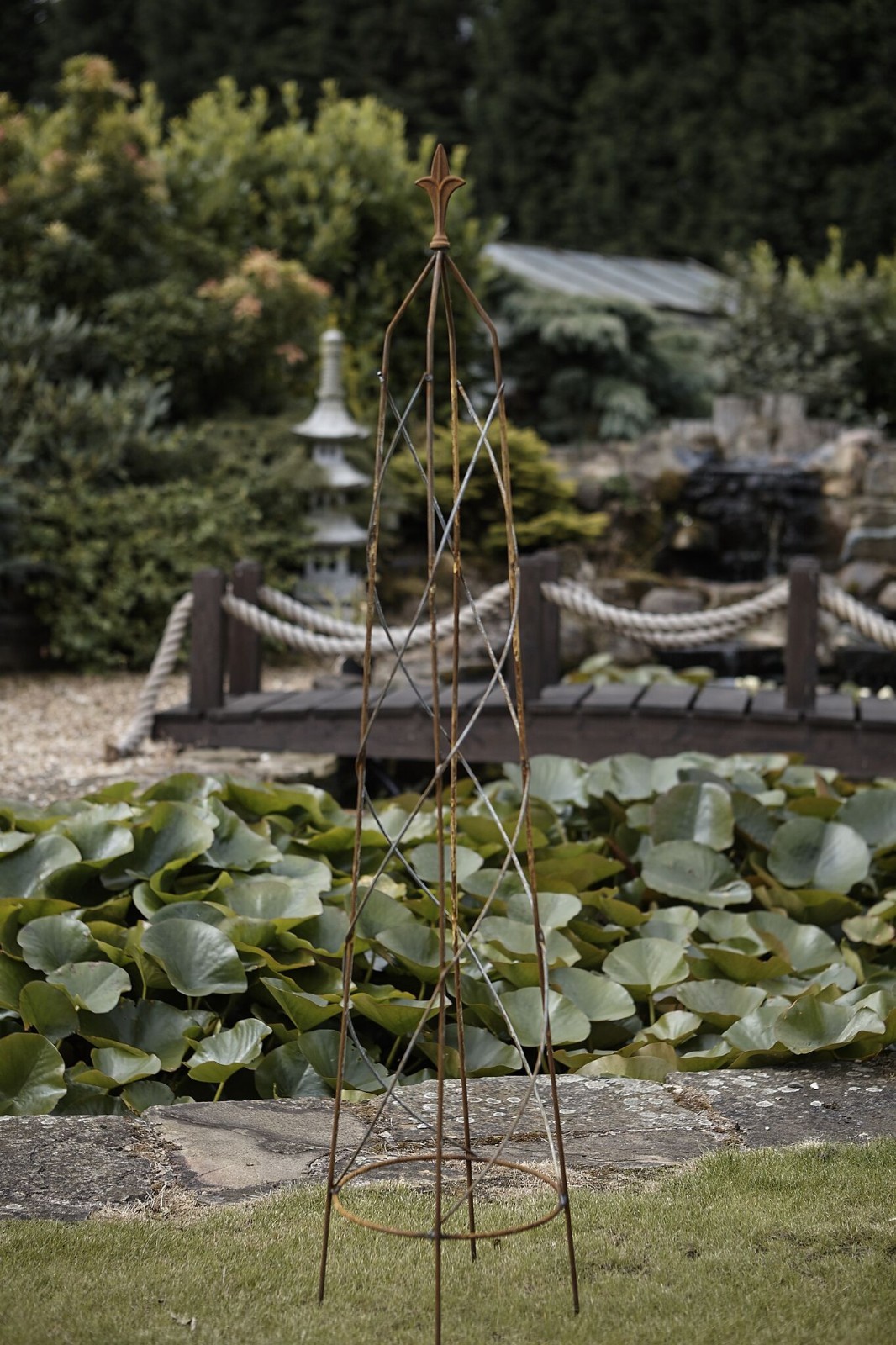 Tom Chambers Nostell Obelisk Rust - Small (OB107) for sale online | eBay
