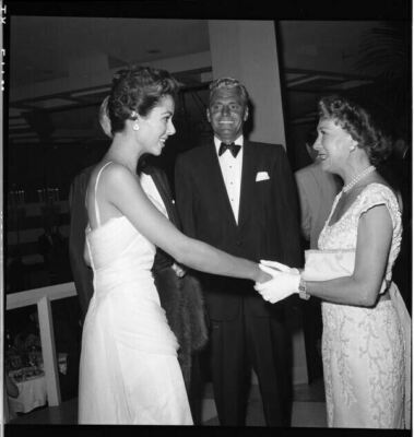 Dana Wynter Greg Bautzer smiling at party Original 2.25 x 2.25 Camera ...