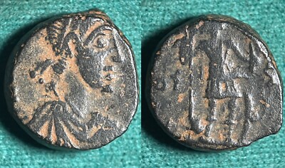 ARCADIUS/HONORIUS AE Nummus/Follis Rome Ancient Roman Coin Roma Holding ...