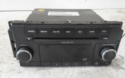 2011-2012 Jeep Patriot Compass Radio Radio Receiver w/o Satellite ID ...