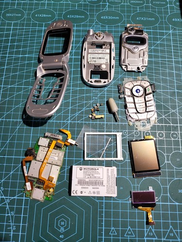 SMARTPHONE MOTOROLA V535 PIEZAS NOT TESTED COLOR GRIS USED | eBay