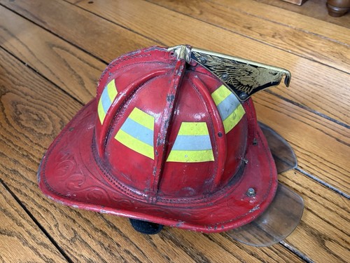 Cairns N5A Leather Firefighting Helmet - Size Medium - GREAT CONDITION ...