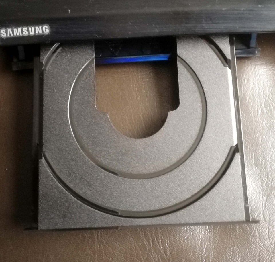 Samsung UBD-K8500 Ultra HD 4K Blu Ray Player With Wi-Fi No Remote ...