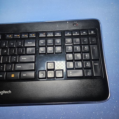 Tested Logitech K800 Illuminated Wireless Keyboard NO USB Receiver ...