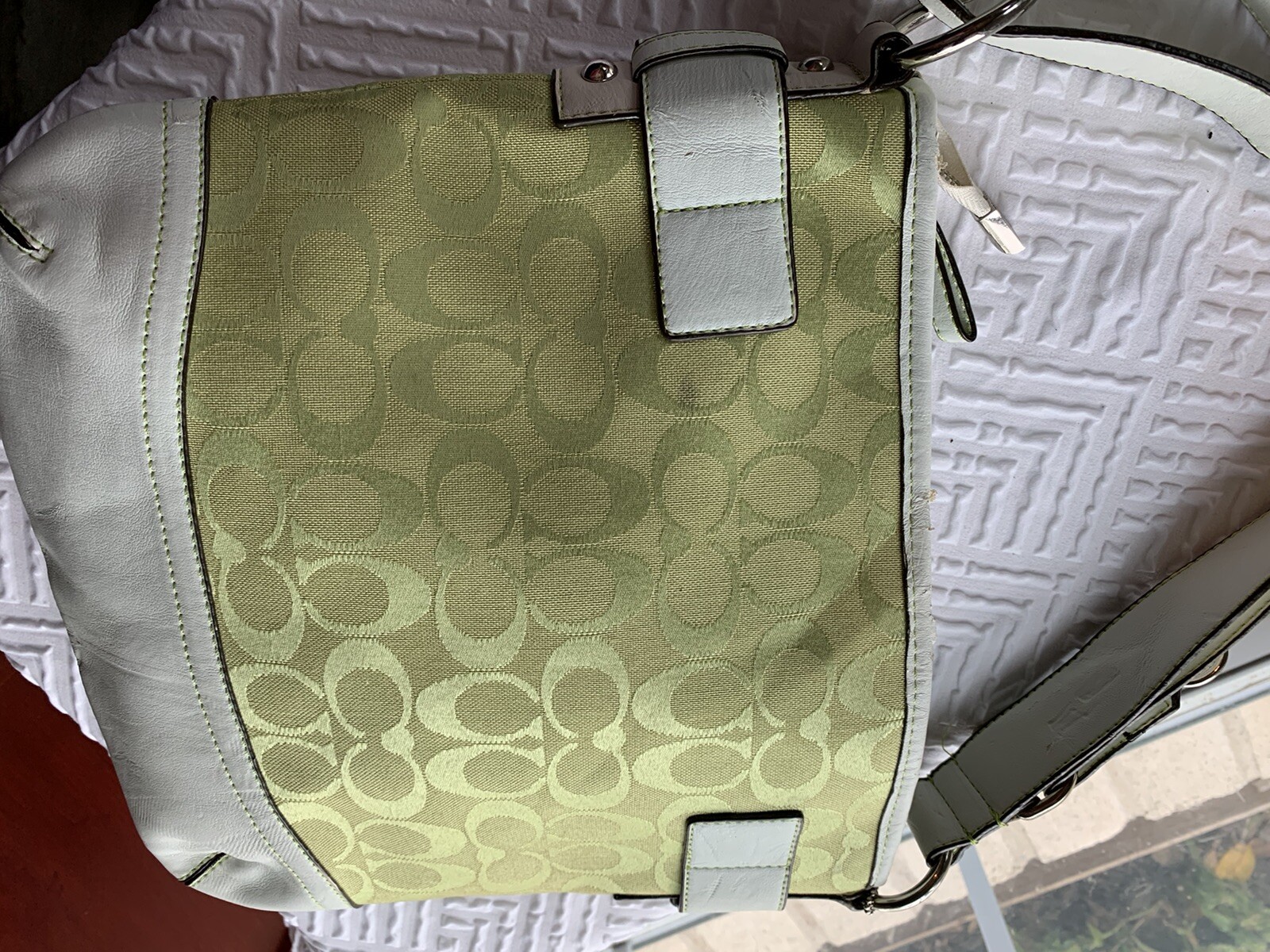 Coach lime green handbag with white leather straps. - Gem