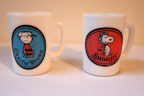 VTG. 1969 AVON Milk Glass Peanuts Flying Ace Snoopy & Charlie Brown 3.5 ...