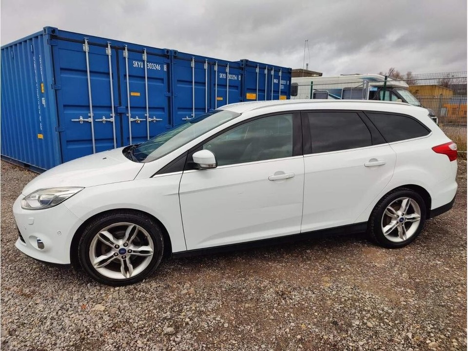 Breaking Ford Focus MK3 Estate 2011 | eBay UK