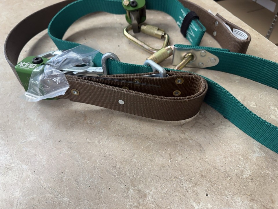 Buckingham EZ Squeeze W/ Woven Inner Strap For Distruibution - 490W2 ...