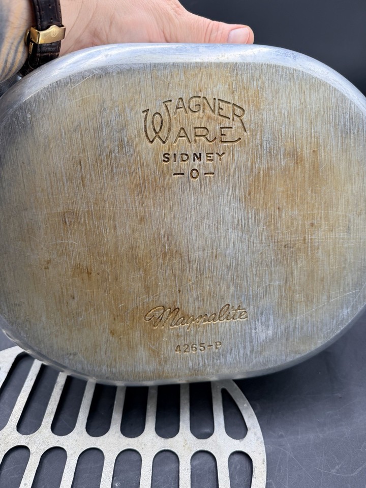 Vintage Wagner Ware Sidney -0- Magnalite 8 qt Oval Roaster 4265 and ...