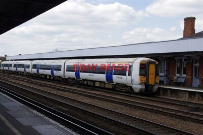 PHOTO CLASS 375 375610 AT TONBRIDGE IN A RARE LIVERY WITH BLUE DOORS ...