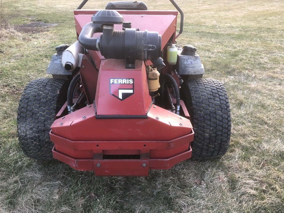 CAT diesel Ferris IS5000z mower 1057hrs is5000 caterpillar 72" mower ...