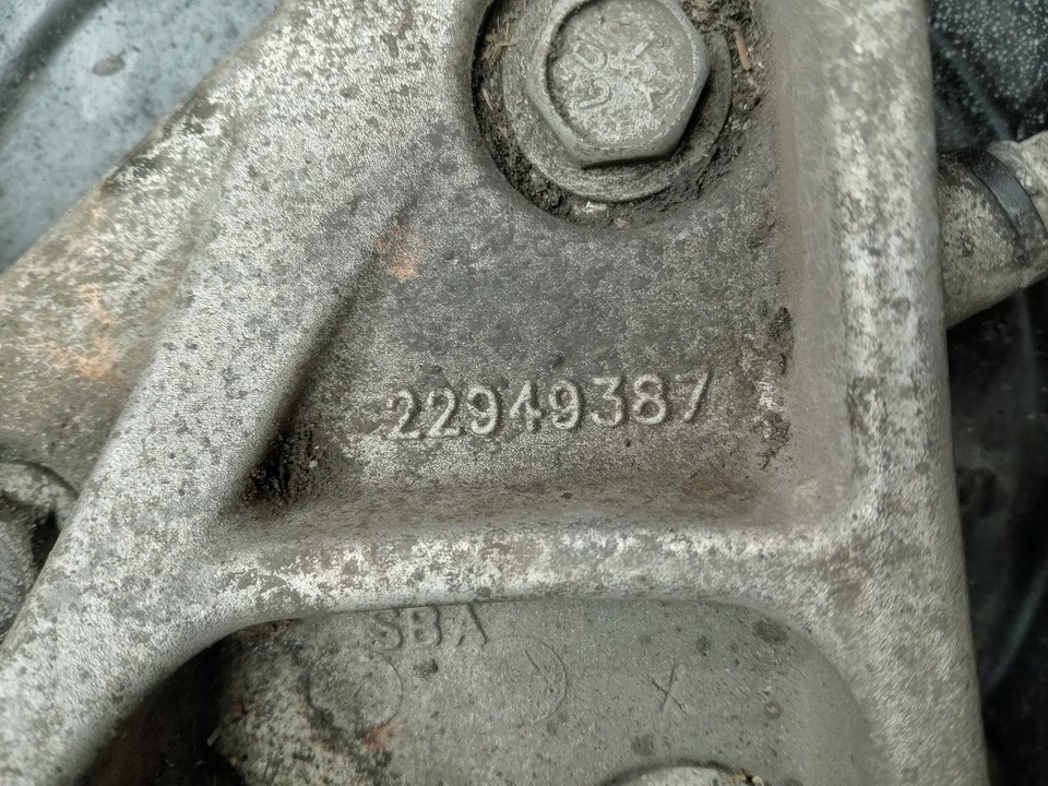 VAUXHALL INSIGNIA HUB STUB REAR RIGHT 1.6 DIESEL 13507017 B 2017 - 2022 ...