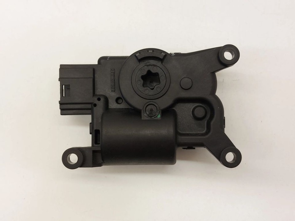 Volkswagen PASSAT B8 2016 Air heater flap actuator motor 5Q0907511A | eBay