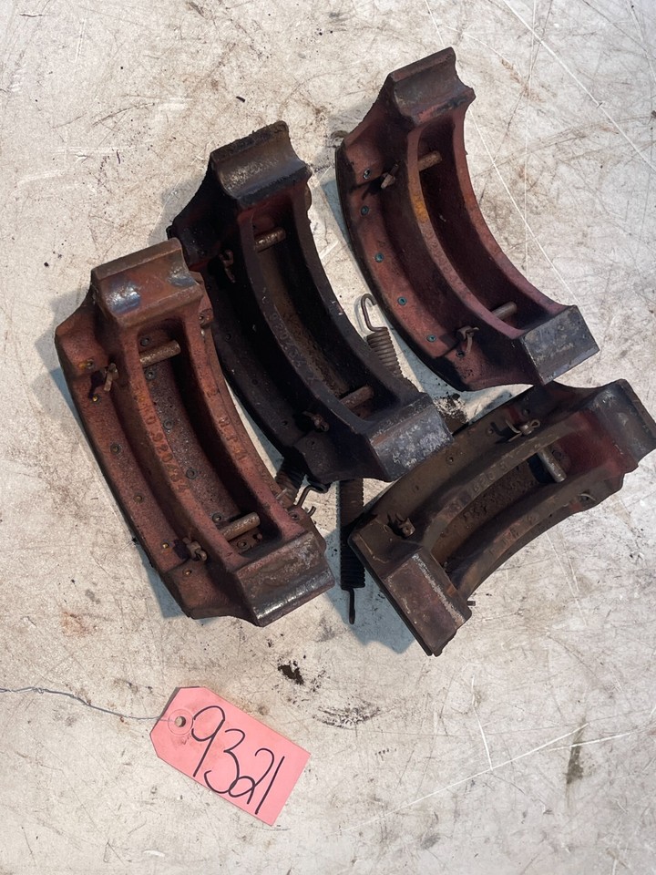 1979 Case David Brown 1210 Tractor Brake Shoes | eBay