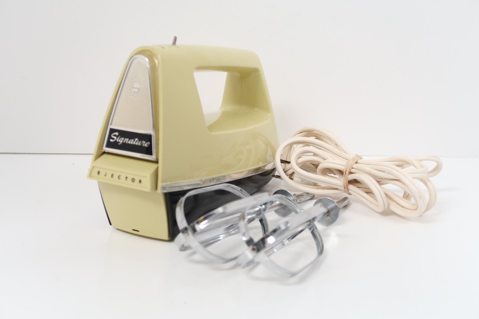 VINTAGE SIGNATURE VPM-2003A ELECTRIC HAND MIXER BLENDER | eBay