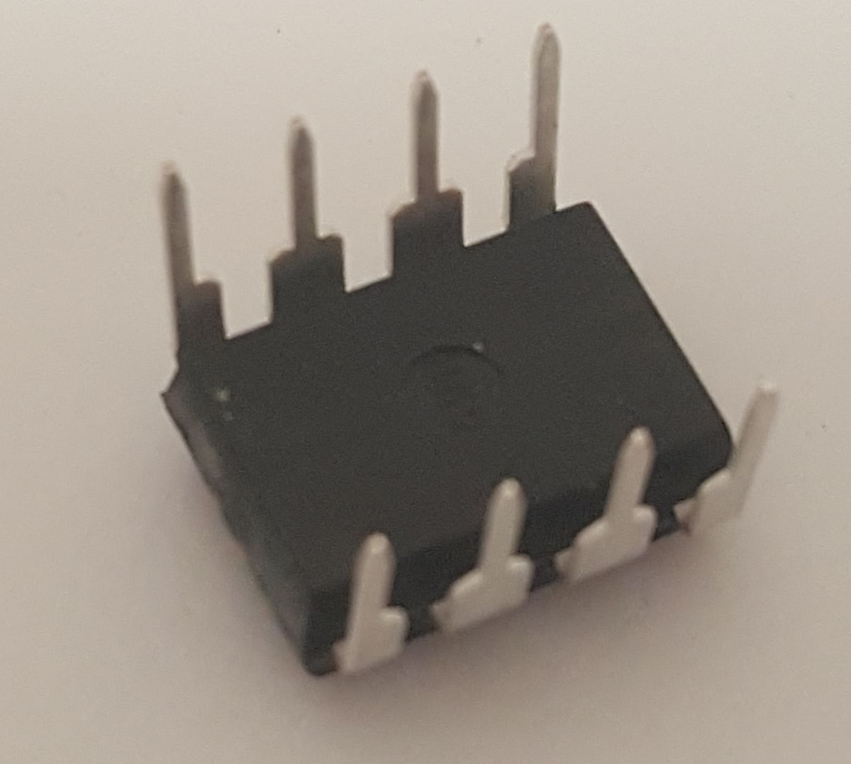 Lot of 5 New LM393 Dual Differential Comparator DIP-8 | eBay