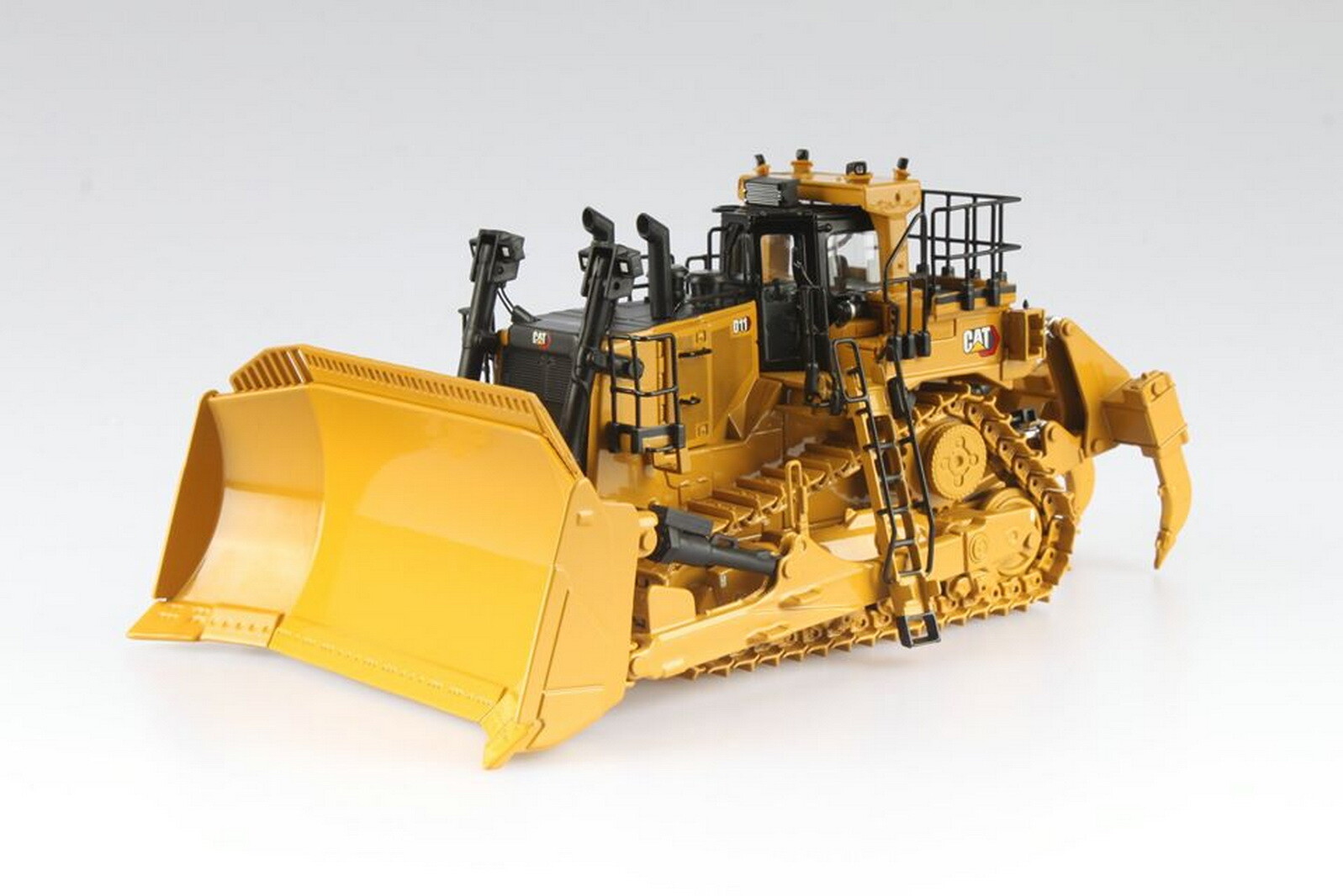 1/50 DM Caterpillar Cat D11 Dozer Track-Type Tractor TKN Design Model ...