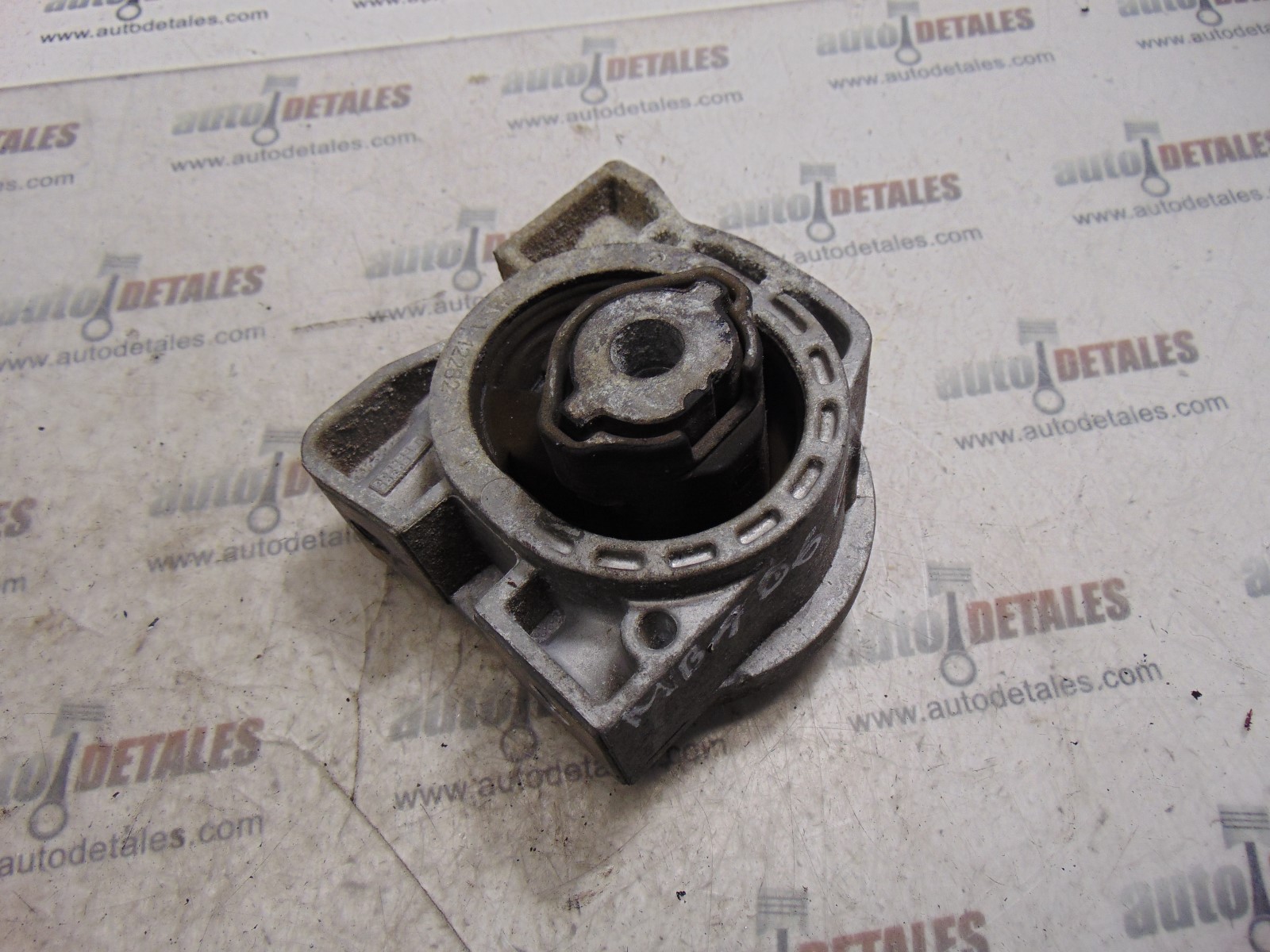 MERCEDES A-CLASS W169 ENGINE MOUNT A1692400918 Used 2006 | eBay