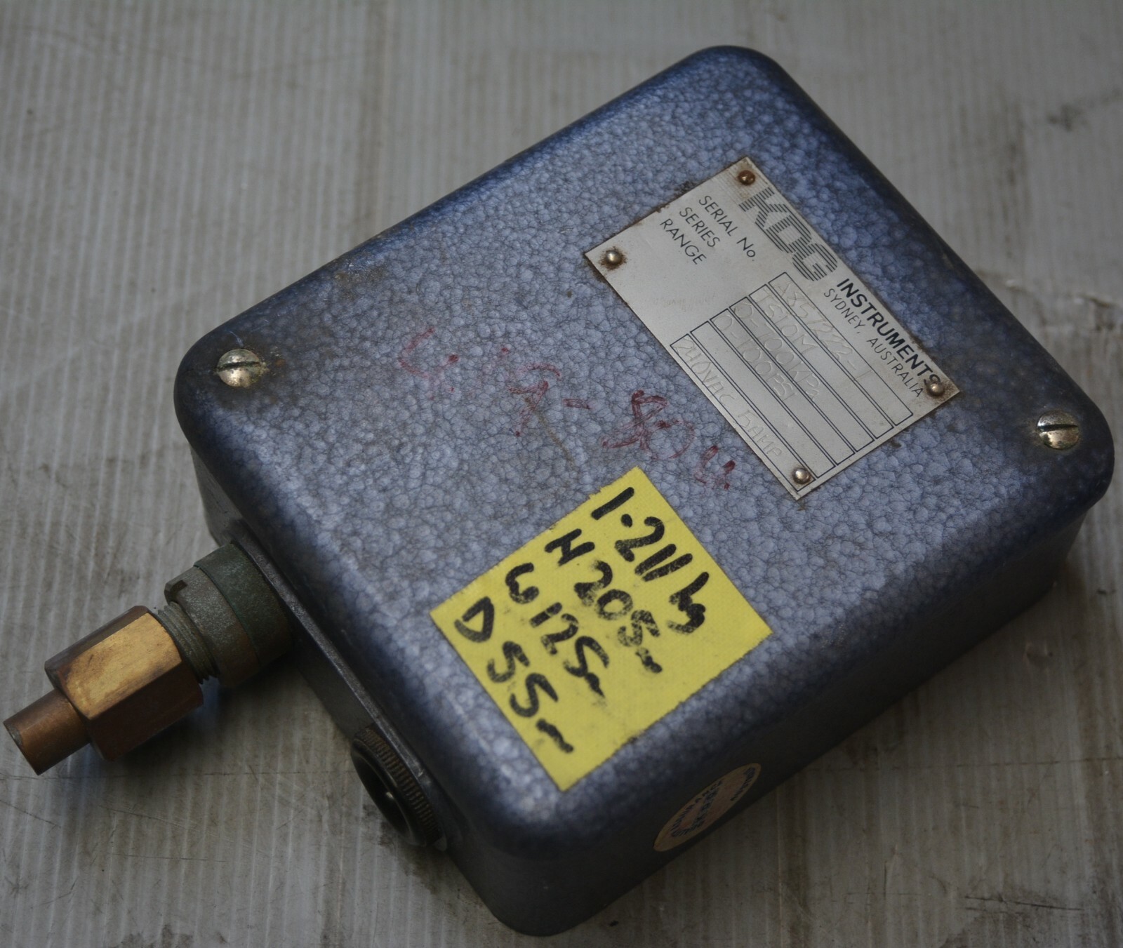 KDG TS10M Pressure Switch 0-700 KPa 0-100PSI 240VAC 5A | eBay