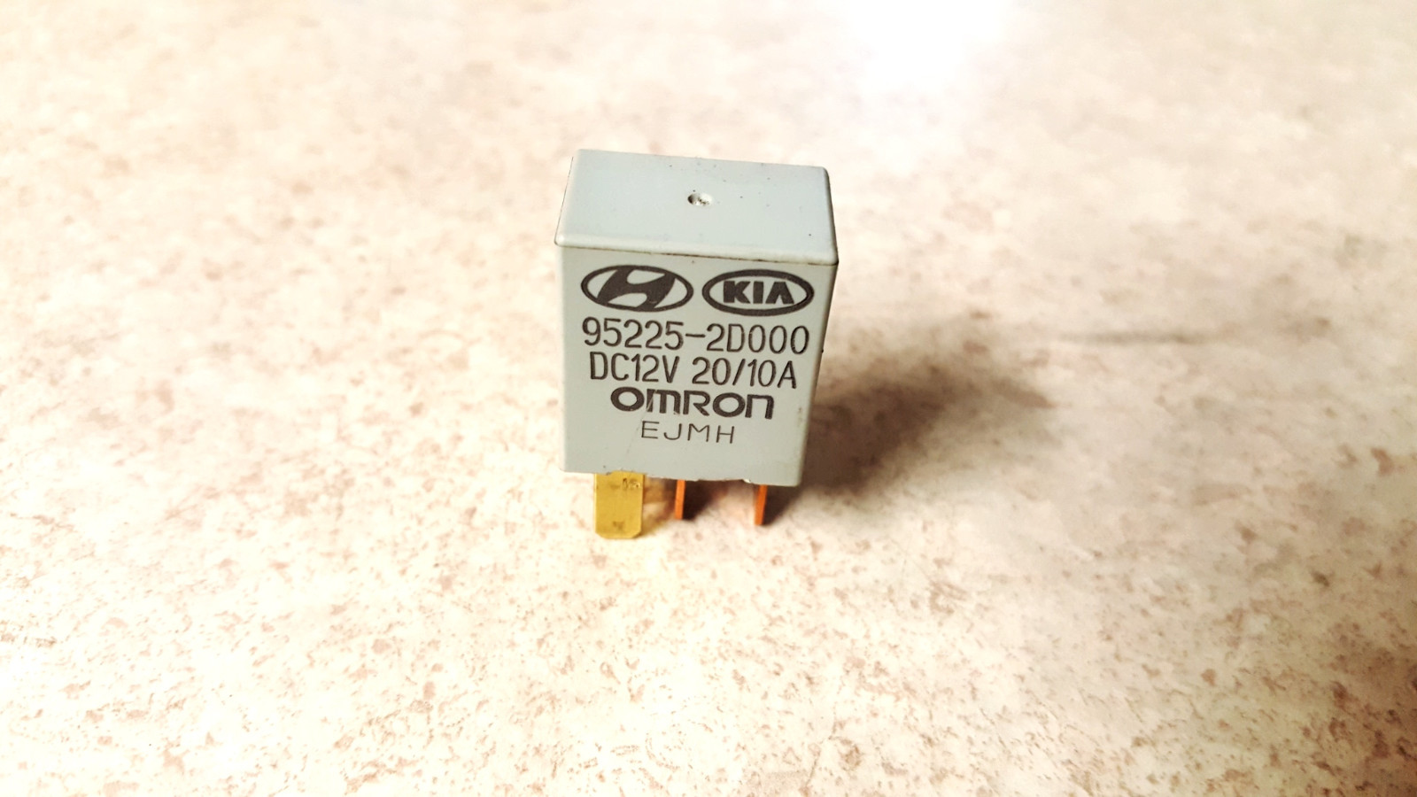 hyundai kia deco 952252D000 95225-2D000 4 pin power omron relay oem ...