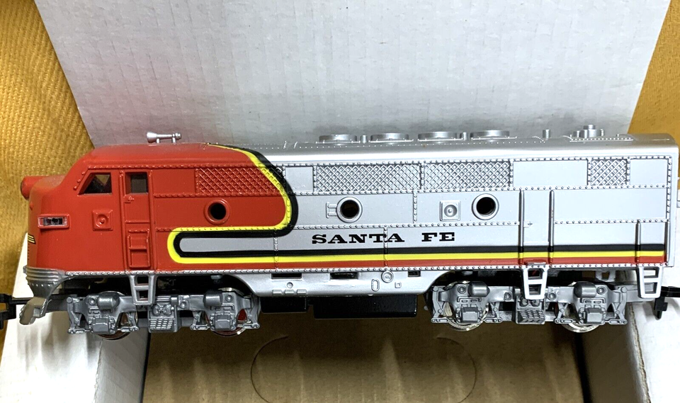 HO MODEL Railroad COMPLETE Set 10 engines (4 tandem sets) 54 cars ...