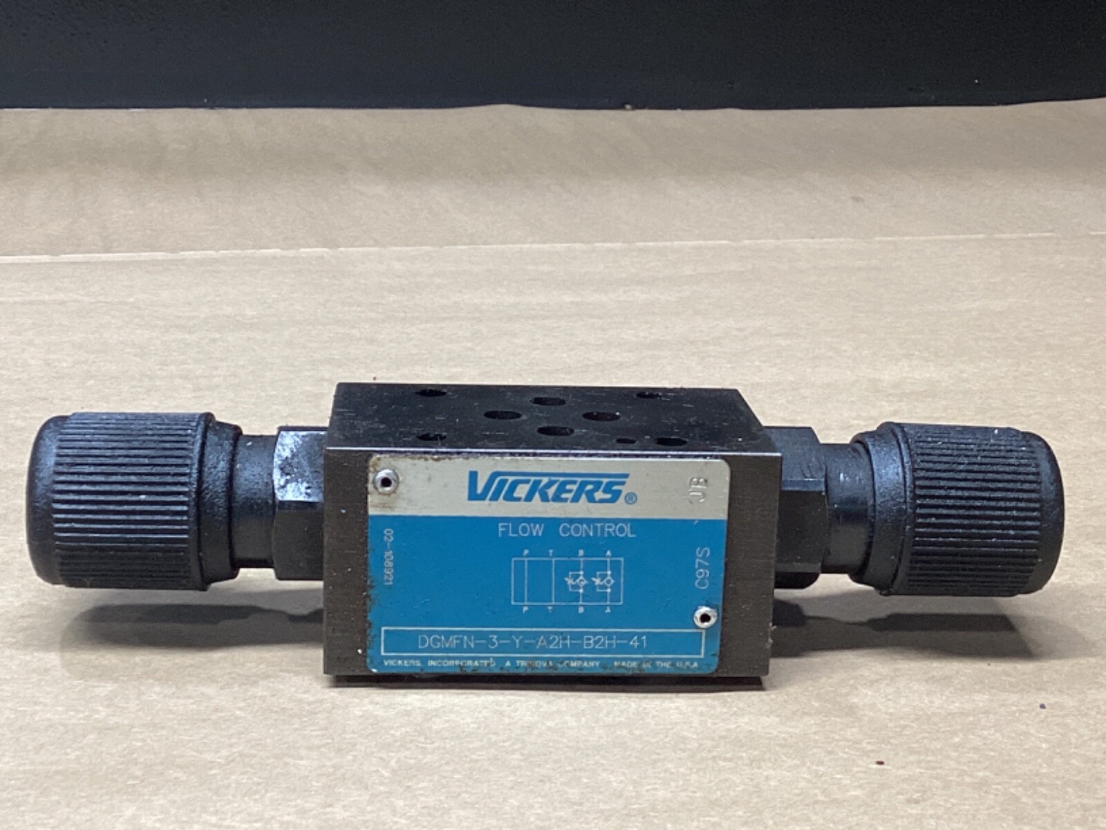 VICKERS Valve DGMFN-3-Y-A2H-B2H-41 #121FMLH42 | eBay