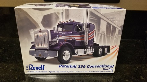 REVELL PETERBILT 359 CONVENTIONAL SEMI TRUCK TRACTOR 1/25 SCALE MODEL ...