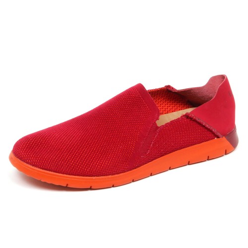 D5418 (SAMPLE NOT FOR RESALE WITHOUT BOX) slip on uomo tissue red UGG ...