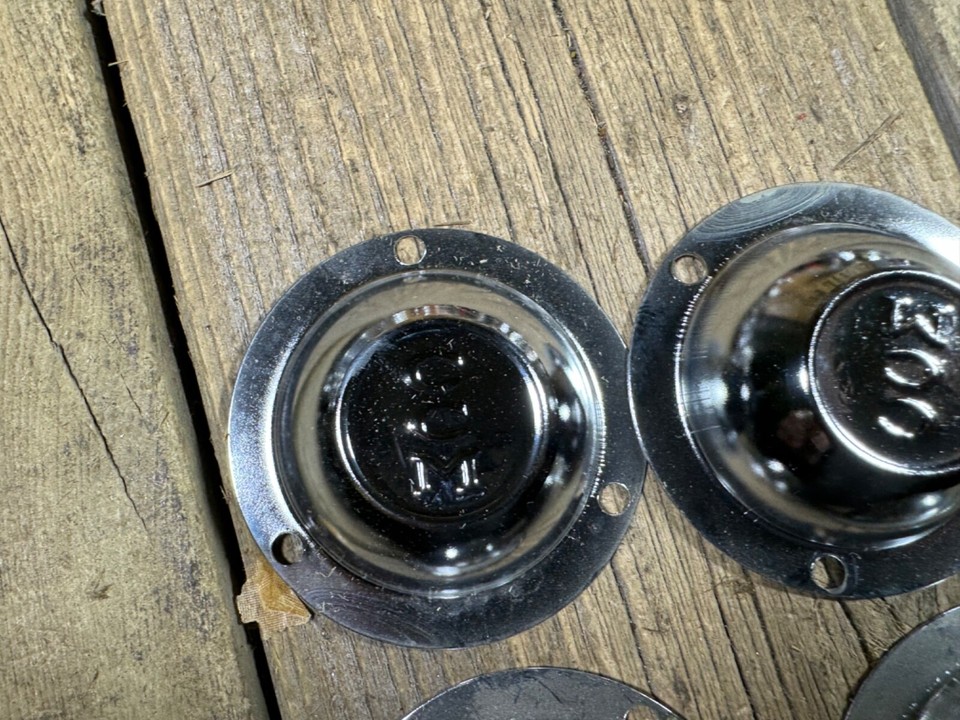 CCM VINTAGE PEDAL CAR HUB CAPS ANTIQUE PULL WAGON WHEEL COVER HUB CAPS ...